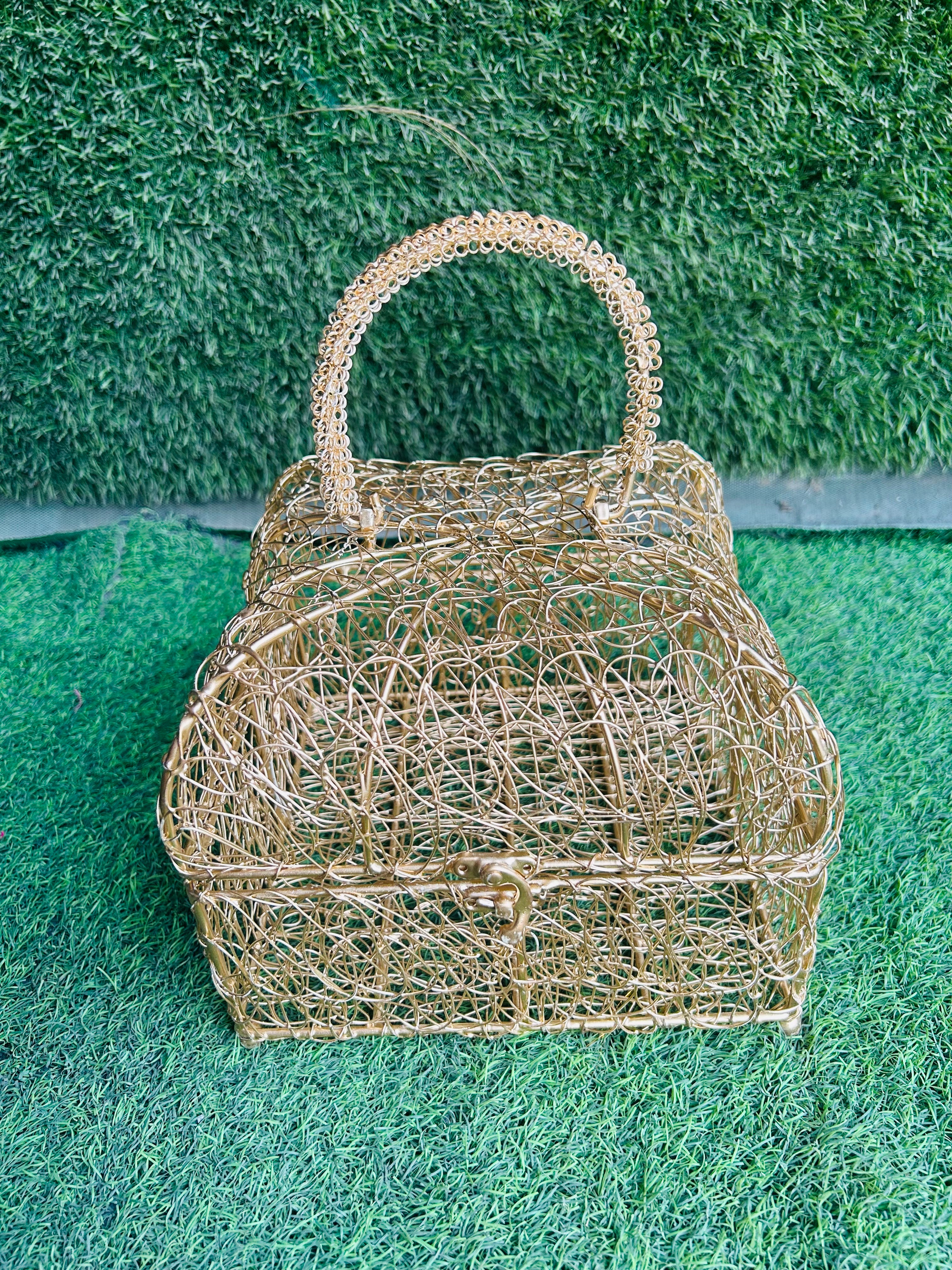 Golden Metal Mesh Design Gift Box – Wrap Shap